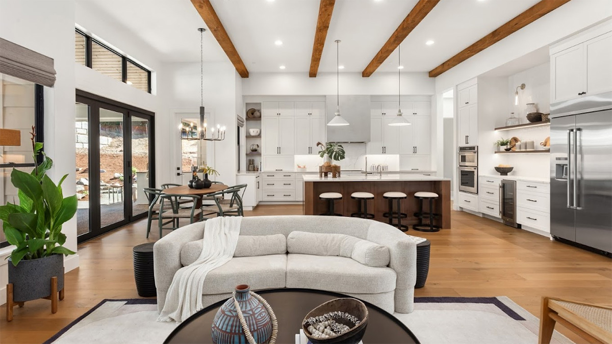 La Jolla's Top General Contractors & Home Remodeling Experts - LaJolla.com