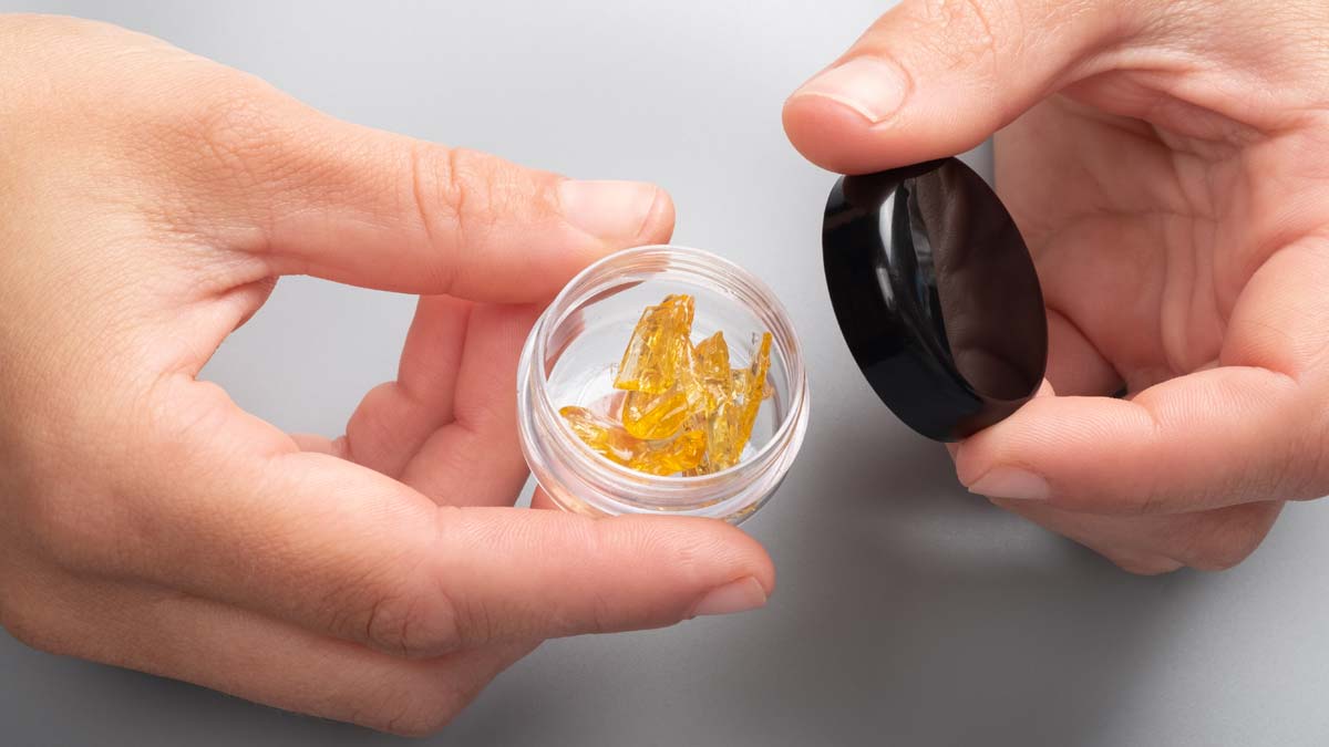 Guide: What Is a Weed Dab? Learn the Basics | LaJolla.com