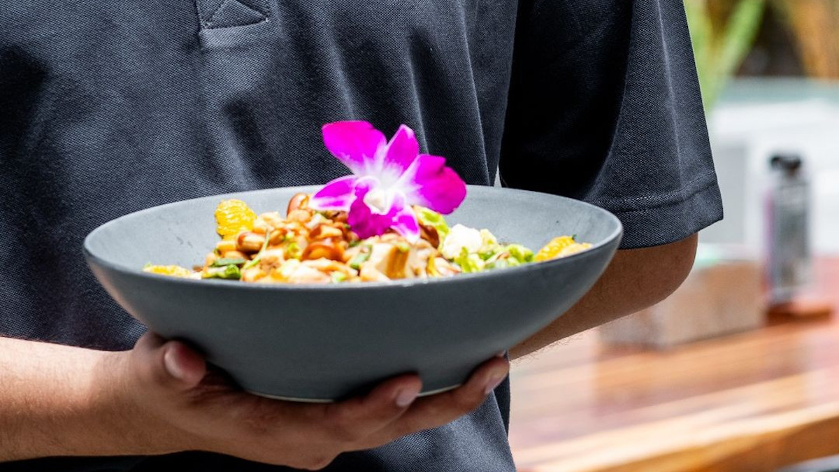 ZENTRL Kitchen + Bar: Dinner & A Movie at The Lot in La Jolla - LaJolla.com